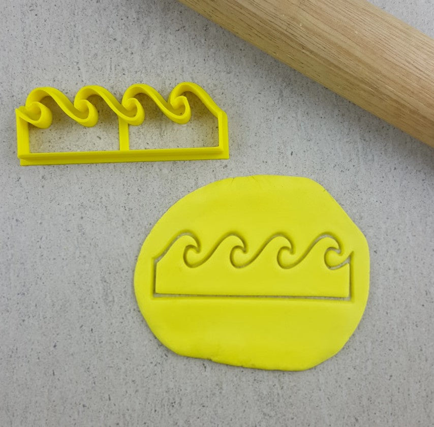 Wave Cutter (outline only) — Cake Tinz n' Thingz